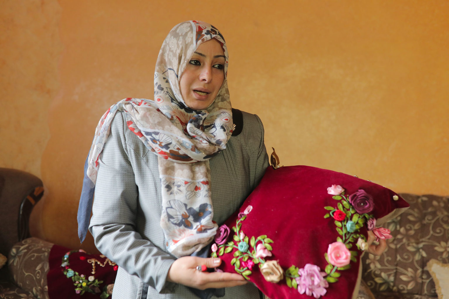 Nida Continues Stitching in the Shadow of the Pandemic in Gaza - Anera